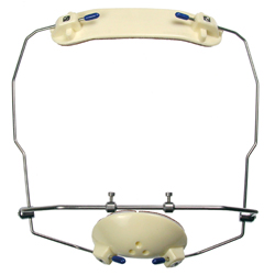 Reverse Pull Face Mask Large/Small (24184)