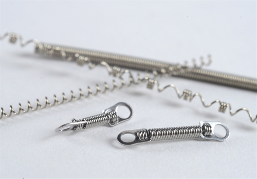 Retraction Springs w/Eylets - MDW coated NiTi (27036)