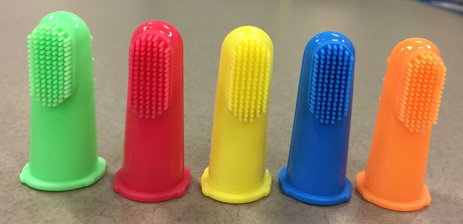 Finger Brush Assorted Colors (15 ct) *New Colors* (3464)